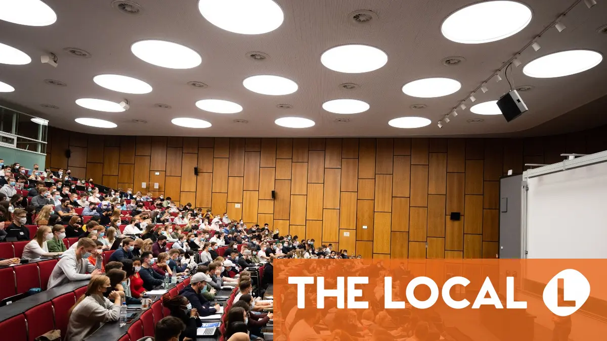 How to stay in Germany after graduating from a German university