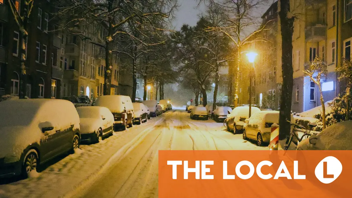 Winter storms and snow plunge Germany into travel chaos