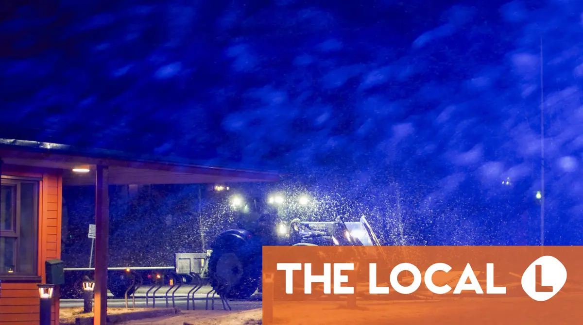 Storm Ingunn: Hurricane breaks Sweden's wind speed record