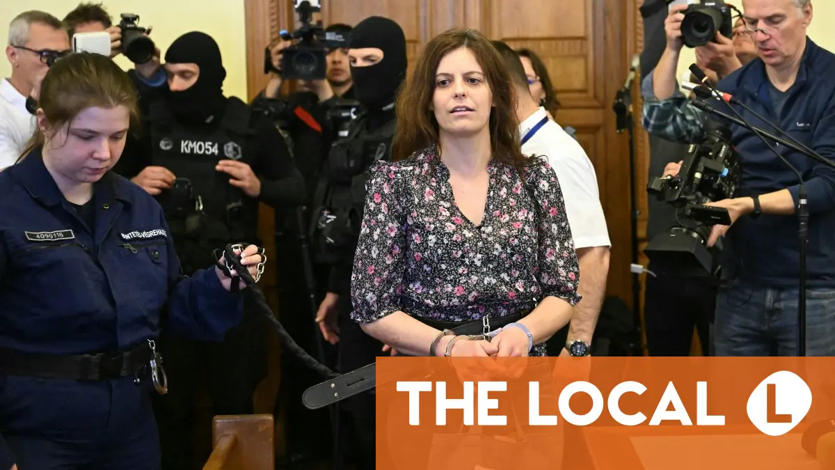 Ilaria Salis: Italian activist goes on trial in Hungary assault case