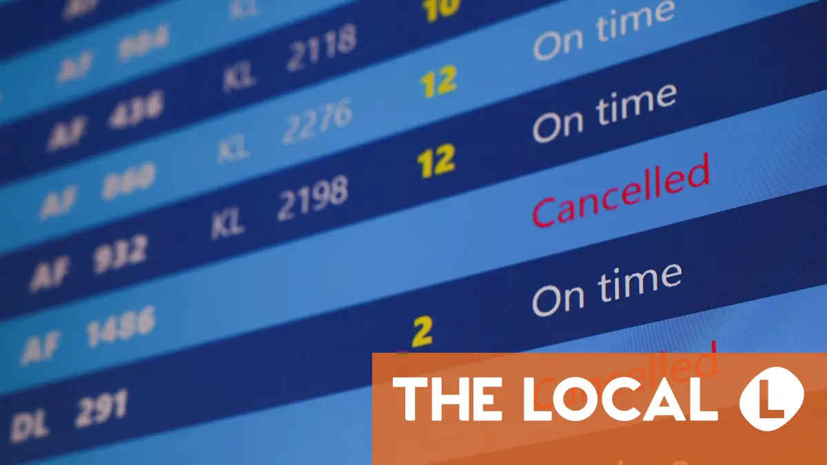 French air traffic controllers call fresh strikes