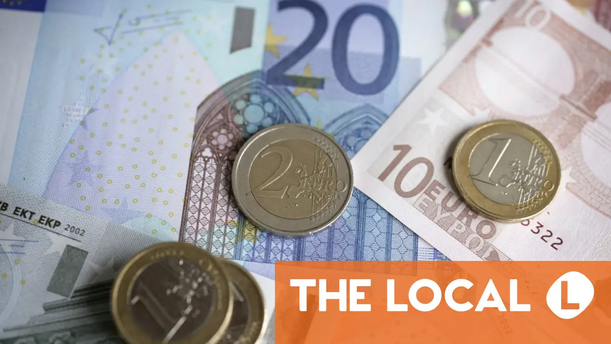 Swedish support for adopting the euro drops as krona rebounds