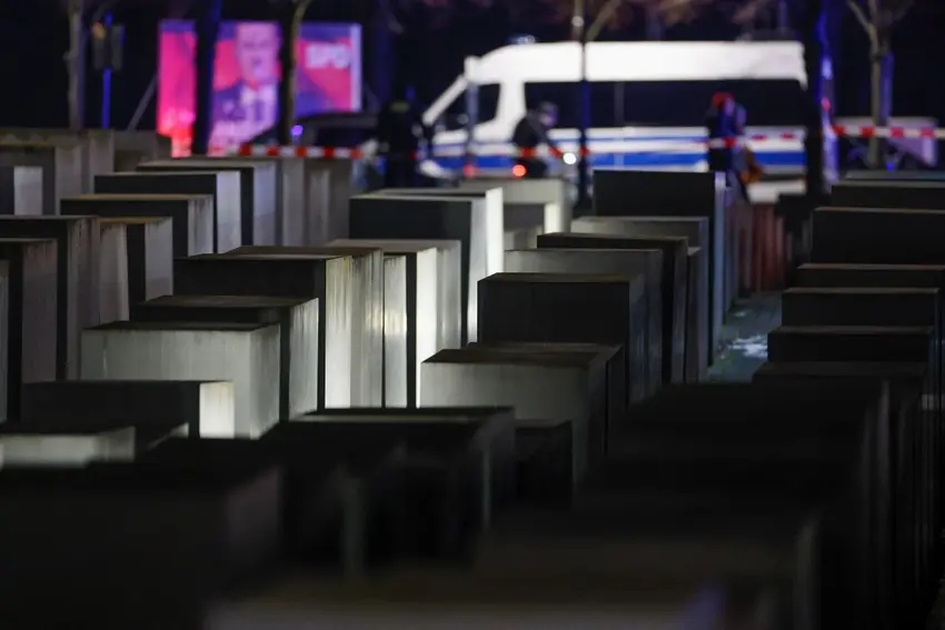 Trial begins for man charged with attempted murder at Berlin Holocaust memorial