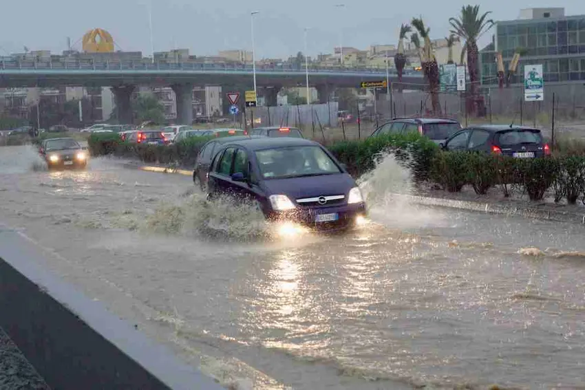 Three regions under red alert as Storm Harry batters southern Italy