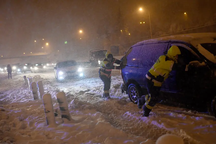 Spain braces for tail end of Storm Francis after snow and flooding