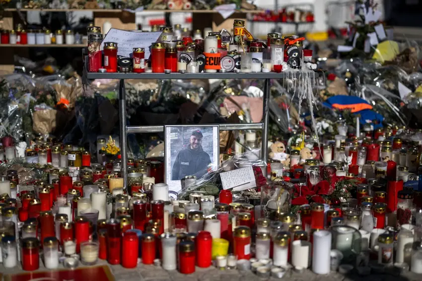 Switzerland marks day of mourning for Crans-Montana fire tragedy