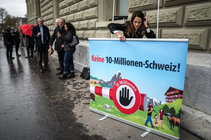 Switzerland’s hard-right launches anti-immigration referendum campaign