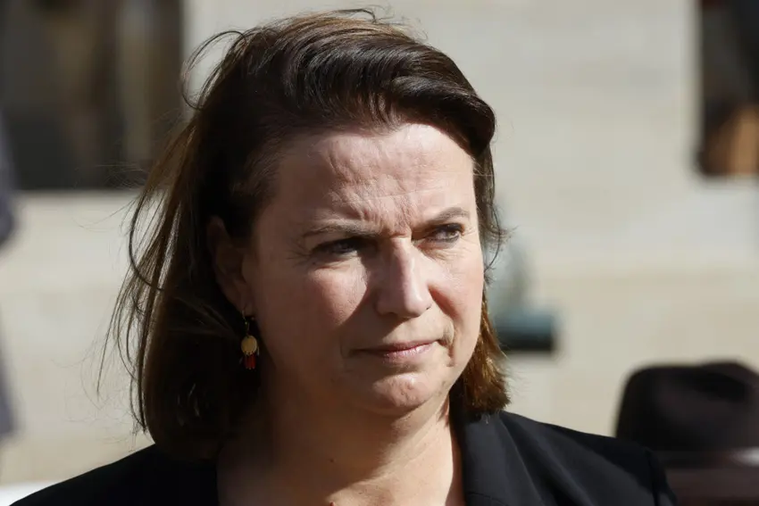Carte de séjour renewal delays 'number one problem for foreigners in ...