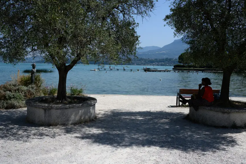 Temperatures in France set to hit 35C ahead of long weekend