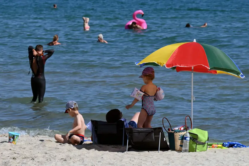 TELL US: How do working parents in Italy cover the long summer holidays?