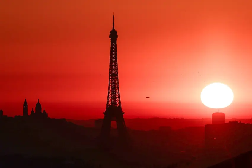 Intense and long-lasting heatwave predicted to hit France
