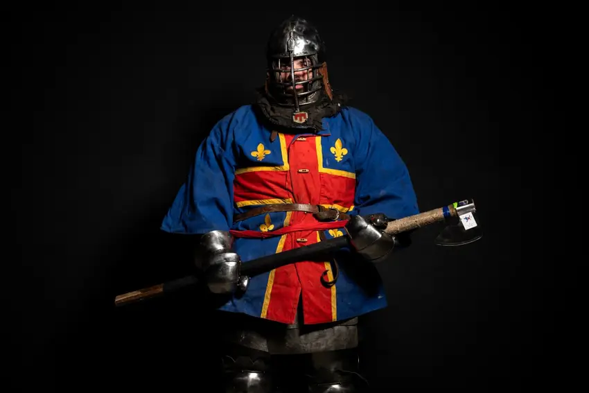 IN PICTURES: French town hosts medieval combat cage fights